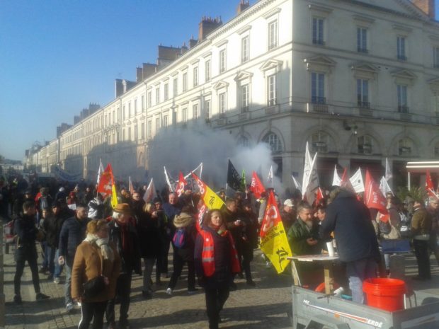 Syndicats «réformistes» vs «contestataires», une lutte qui sert Macron ...